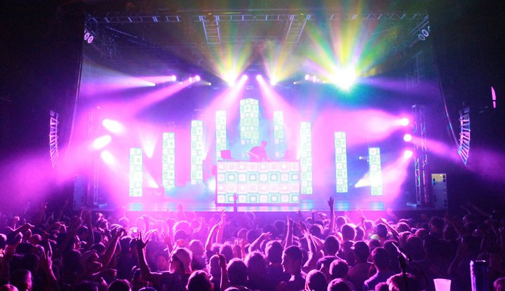 A Visual Depiction: The Evolution of Pretty Lights' Stage Production ...