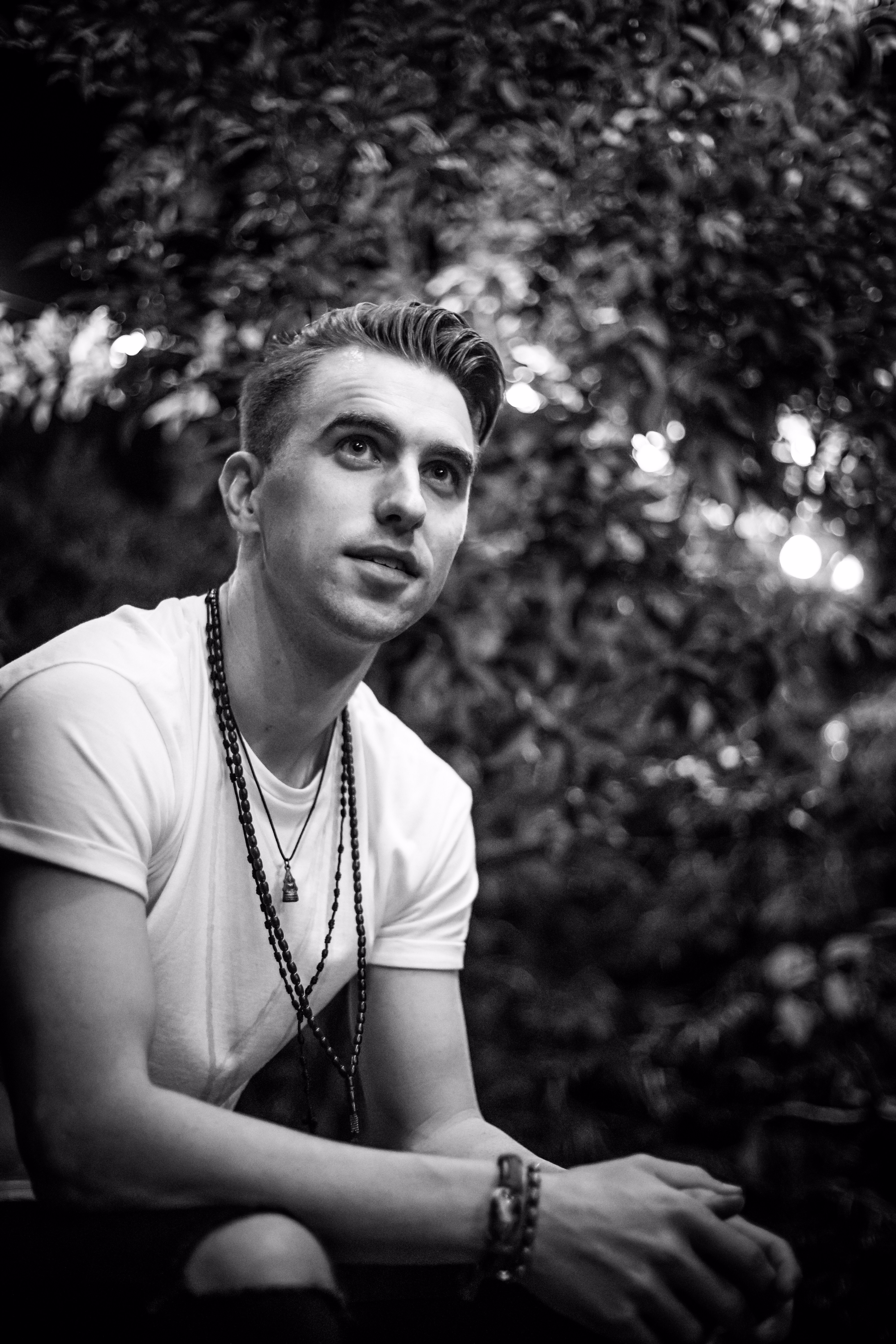 SJ Tells Us About New Single "Reflection", Working With Tritonal, and ...