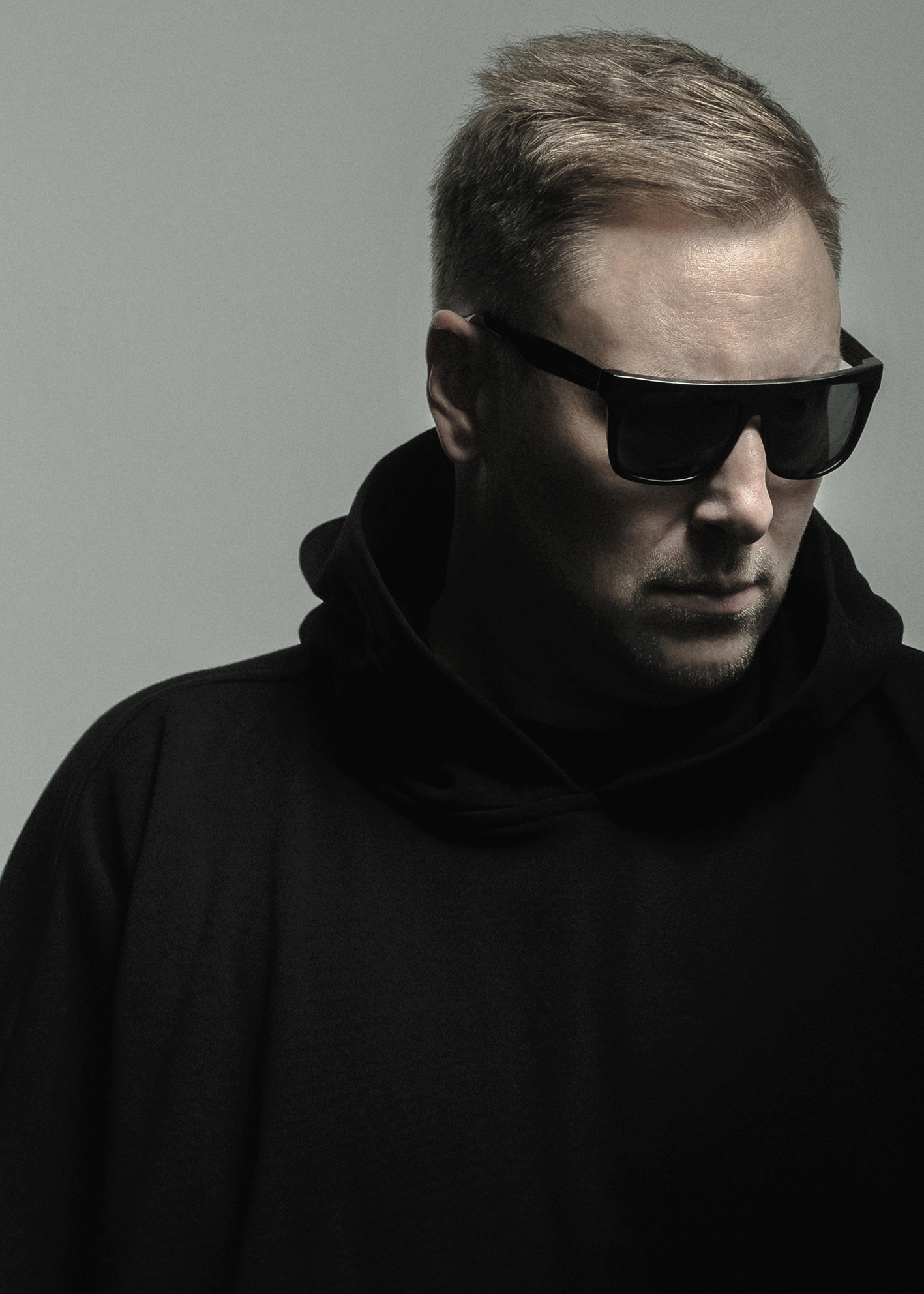 UMEK Talks New Music Inspiration, Curating Lufthansa, Favorite Rising ...